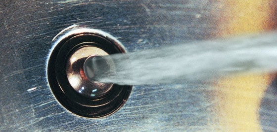 PlugJet™ Flush-Mount Coolant Nozzles » Rovi Products, Inc.